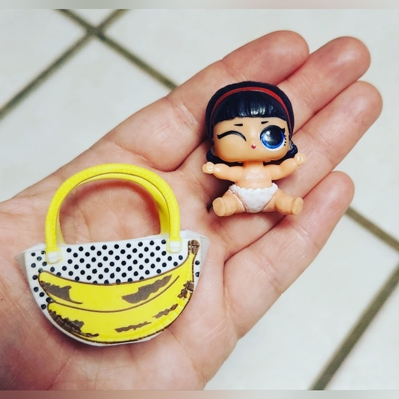 L.O.L. Surprise! | Toys | Lol Surprise Dolls Eye Spy Series Lil Sisters ...